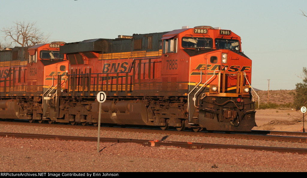 BNSF 7885 at Ludlow